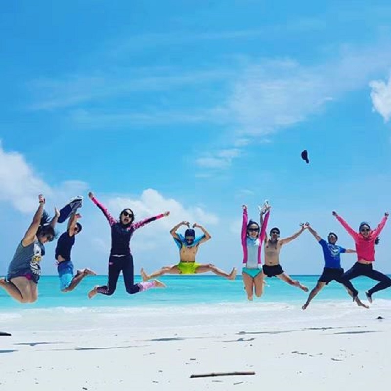 island4 – SevenPie.com: Because Everyone Has A Story To Tell