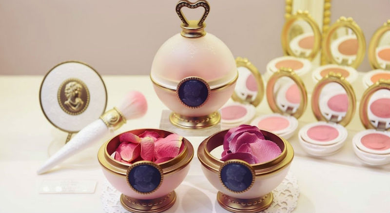 What You Need To Know About The Les Merveilleuses Ladurée Makeup ...